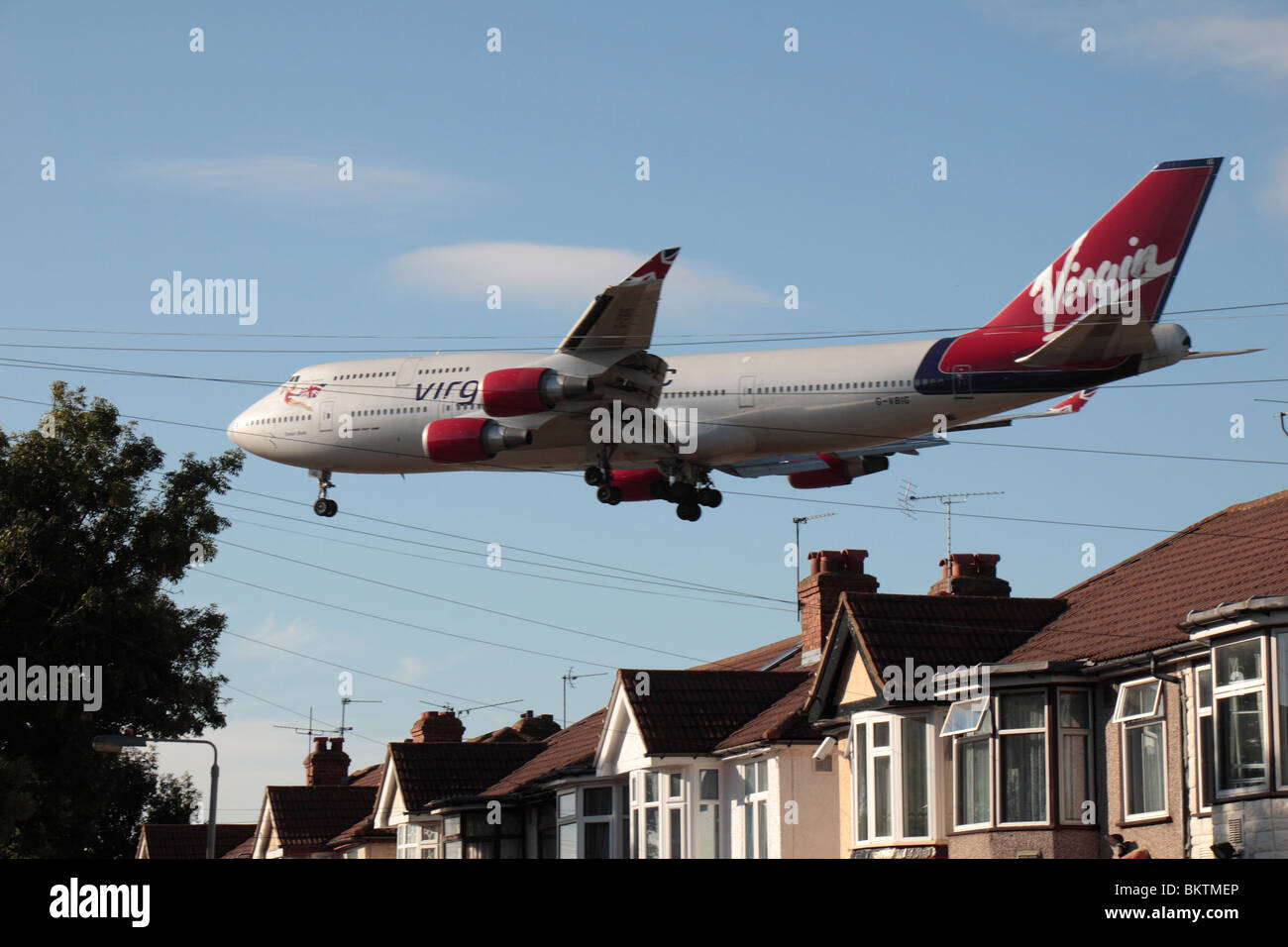 Virgin atlantic boeing 747 landing at heathrow airport hi-res stock ...