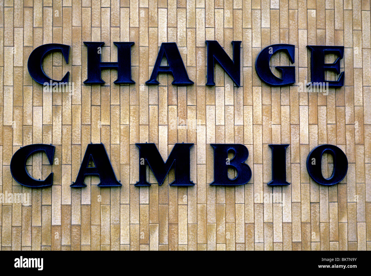 sign for change, sign, bank, change, cambio, French Basque Country ...