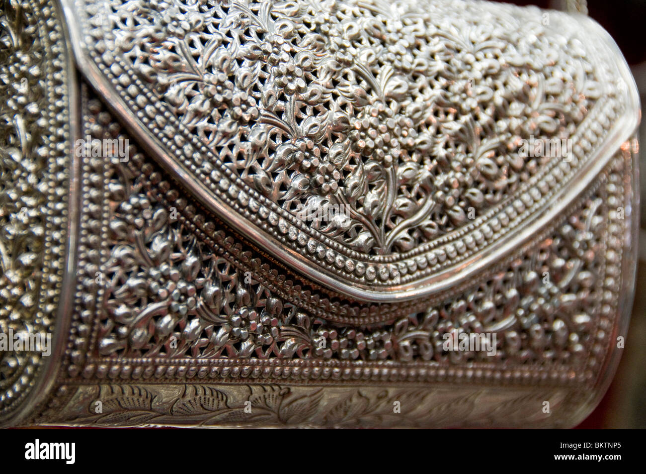 Silver handicrafts Muscat souk Oman Stock Photo - Alamy