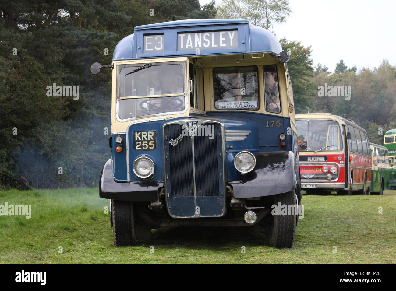 Old English Bus Stock Photos & Old English Bus Stock Images - Alamy