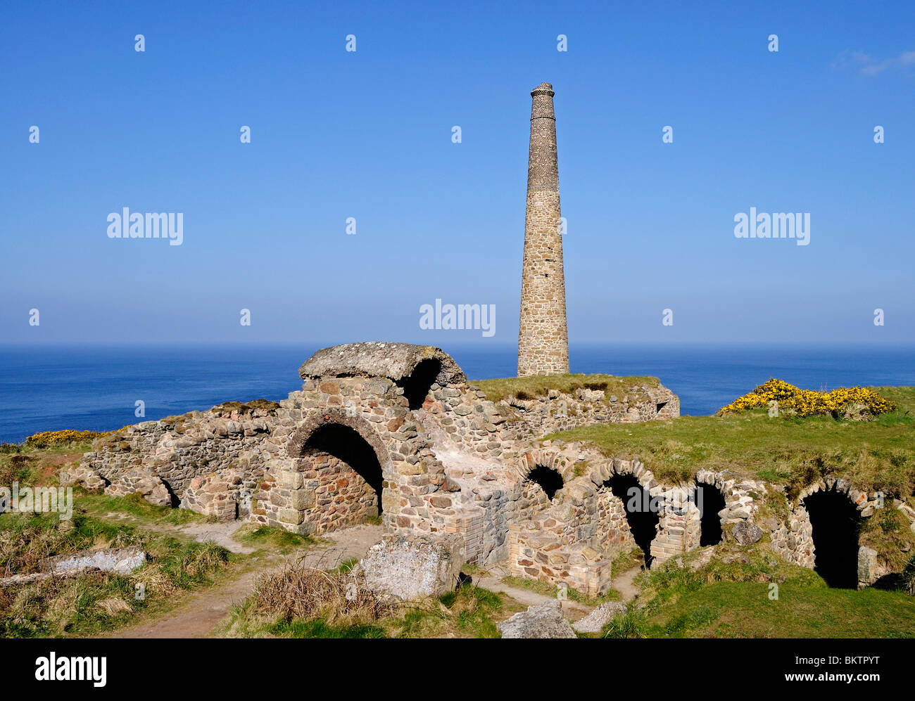 the old botallack tin mine near pendeen in cornwall, uk Stock Photo - Alamy