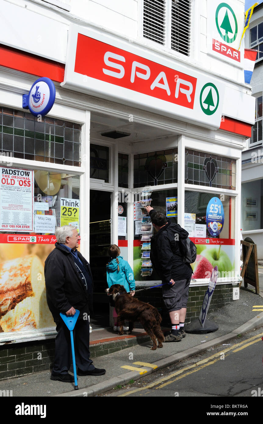 Spar shop hi-res stock photography and images - Alamy