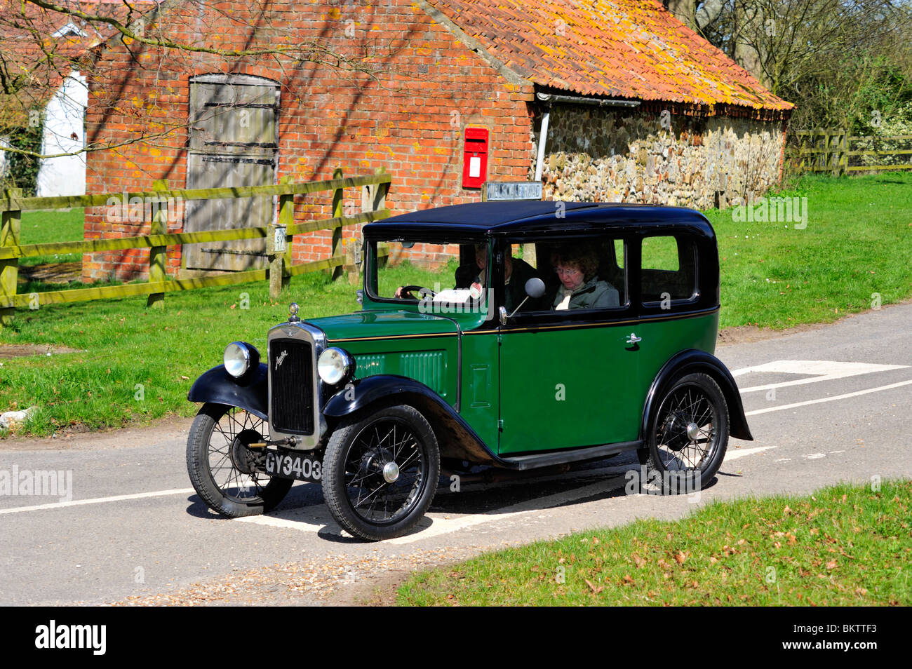 AUSTIN 7 1932 ON THE OPEN ROAD Stock Photo - Alamy