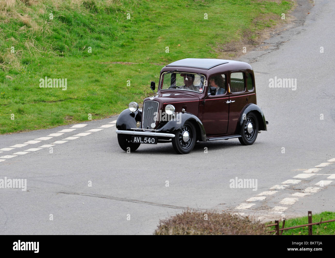 AUSTIN BIG 7 ON THE OPEN ROAD Stock Photo - Alamy