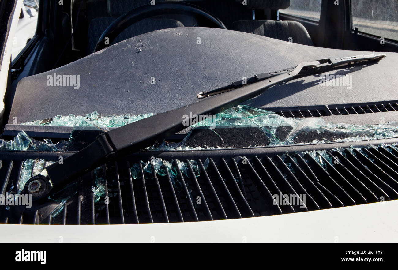 Smashed car windscreen hi-res stock photography and images - Alamy
