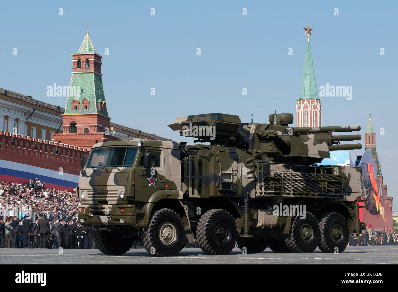 Pantsir-S1 (NATO SA-22 Greyhound) anti-aircraft artillery weapon system ...