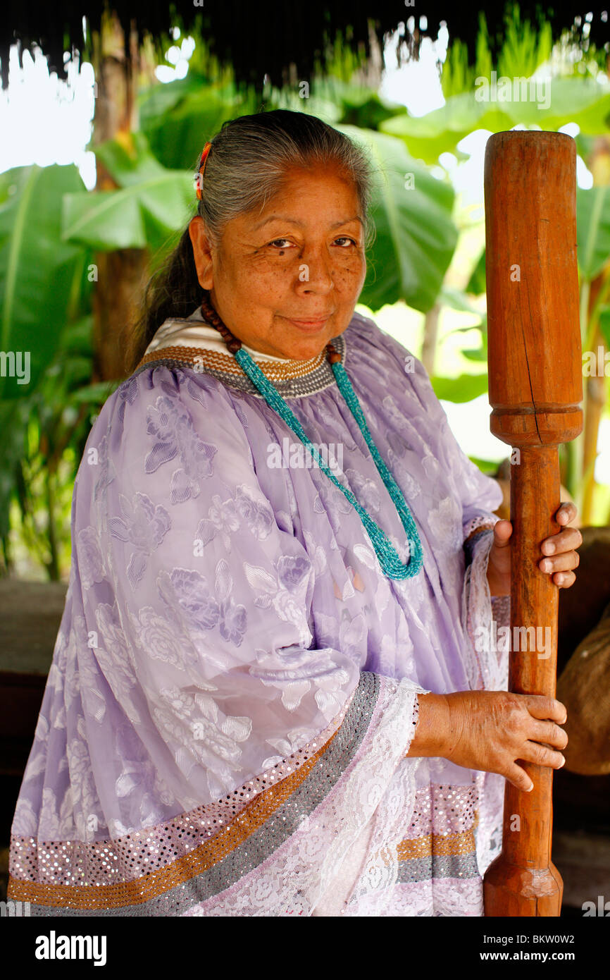 Miccosukee Indian Woman Stock Photo - Alamy