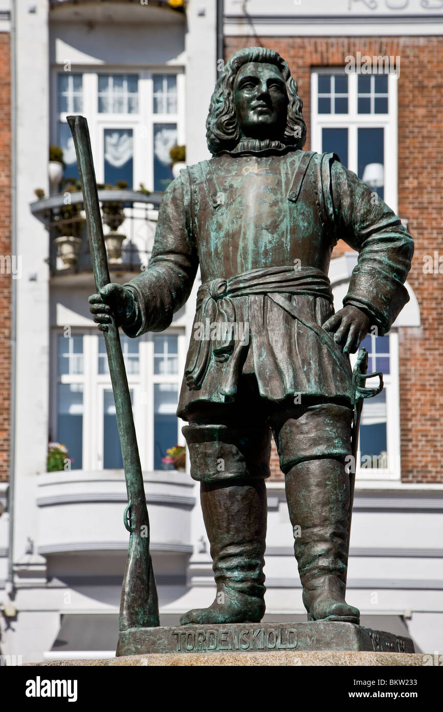 Statue of Peter Jansen Wessel Tordenskjold Stock Photo - Alamy