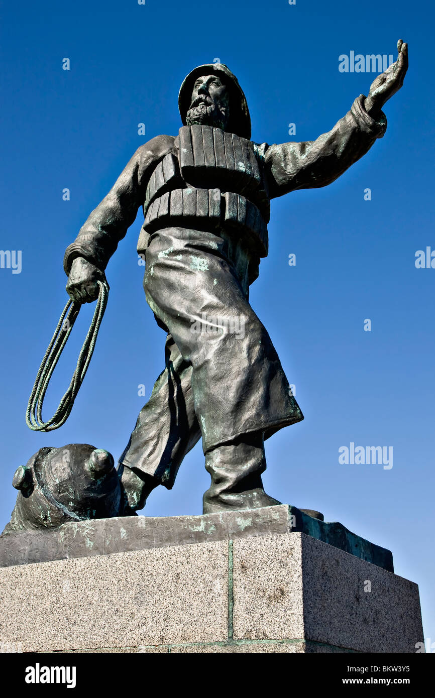 Statue of the fisherman and lifeboatman at the harbour in Skagen ...