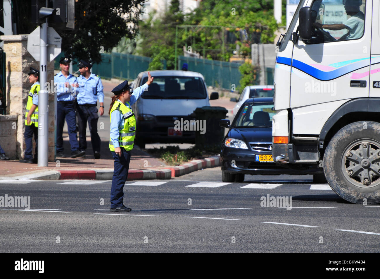 Policeman directs the traffic hi-res stock photography and images - Alamy