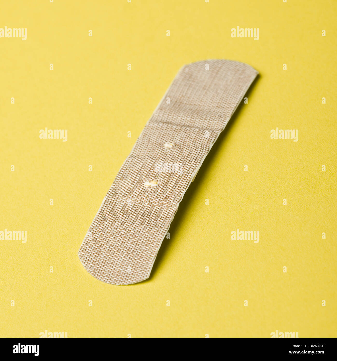 Band aids bandages hi-res stock photography and images - Alamy