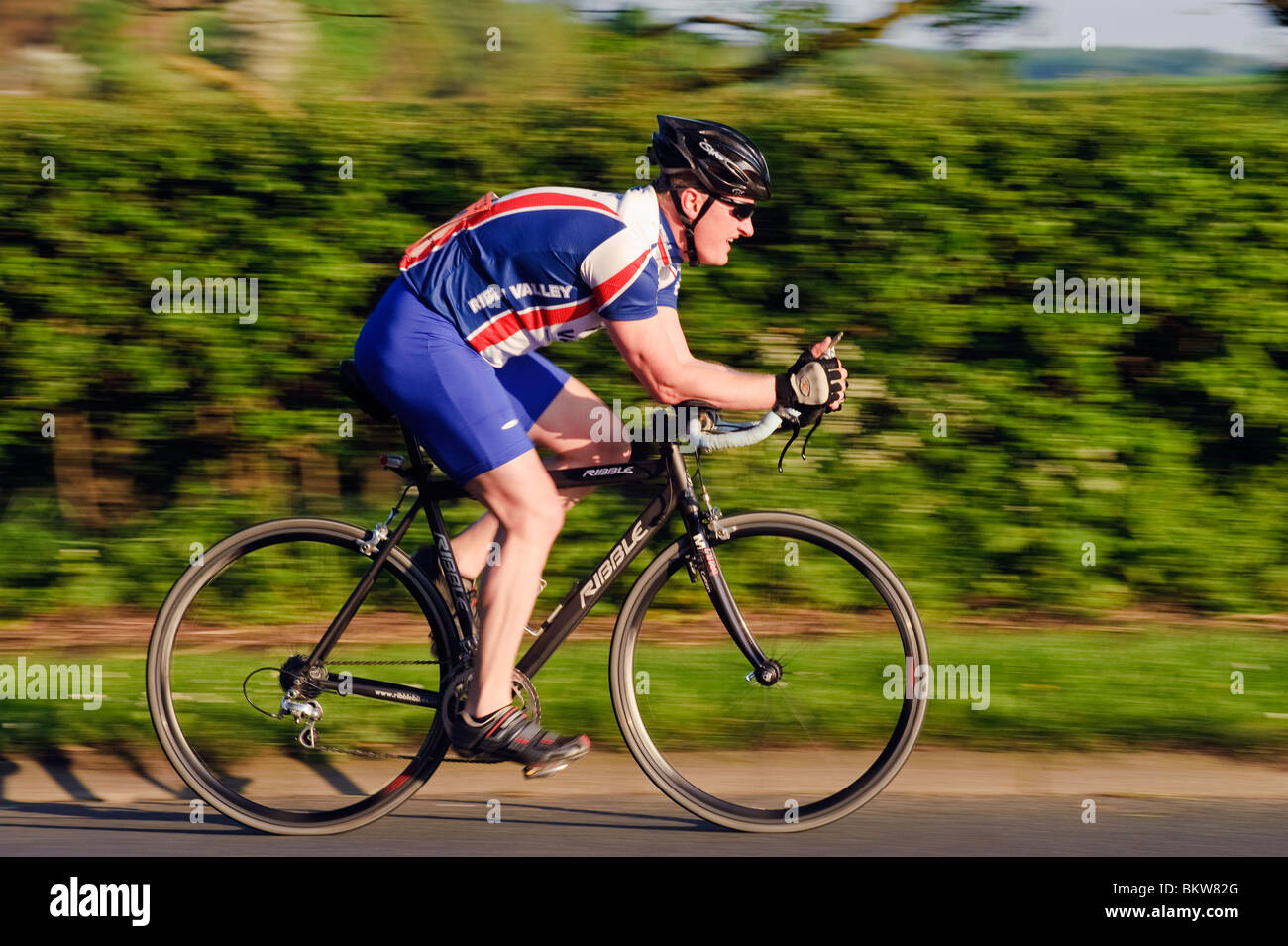 Time trial cycle hi-res stock photography and images - Alamy
