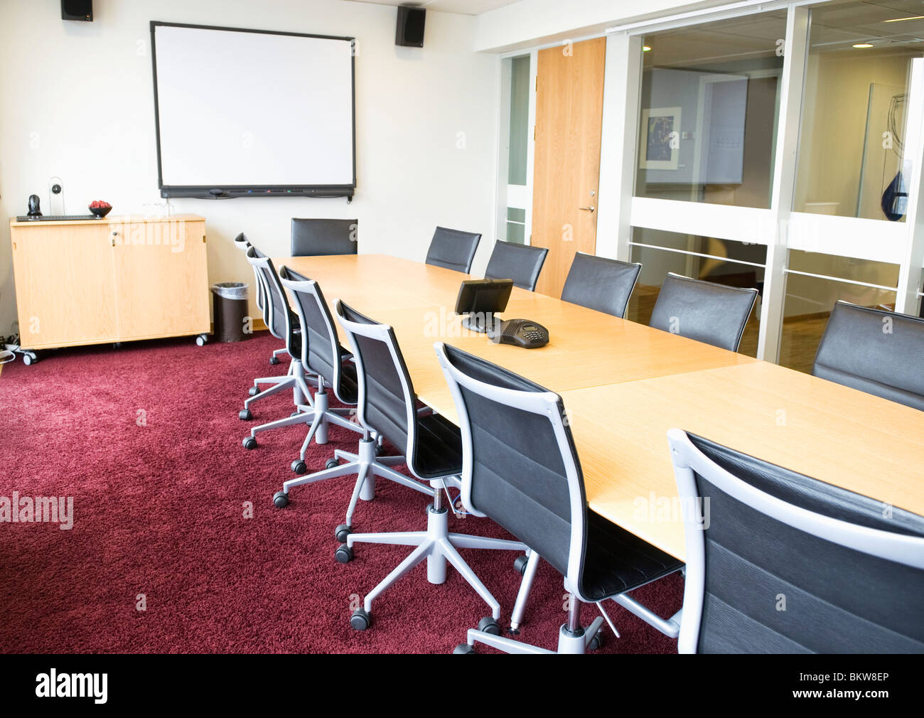 An empty conference room Stock Photo - Alamy