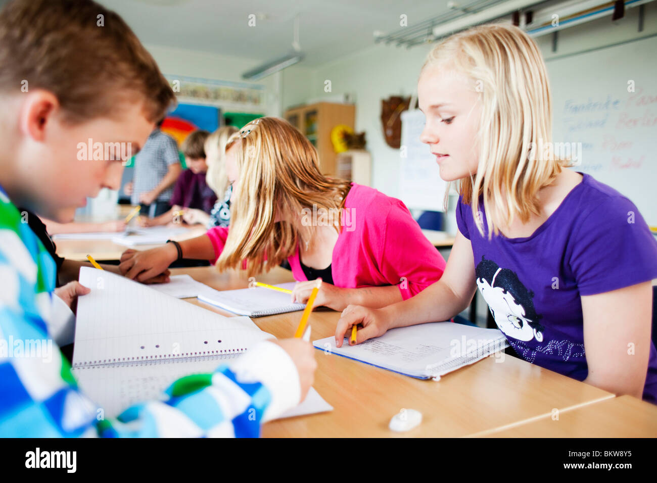 Students in classroom hi-res stock photography and images - Alamy