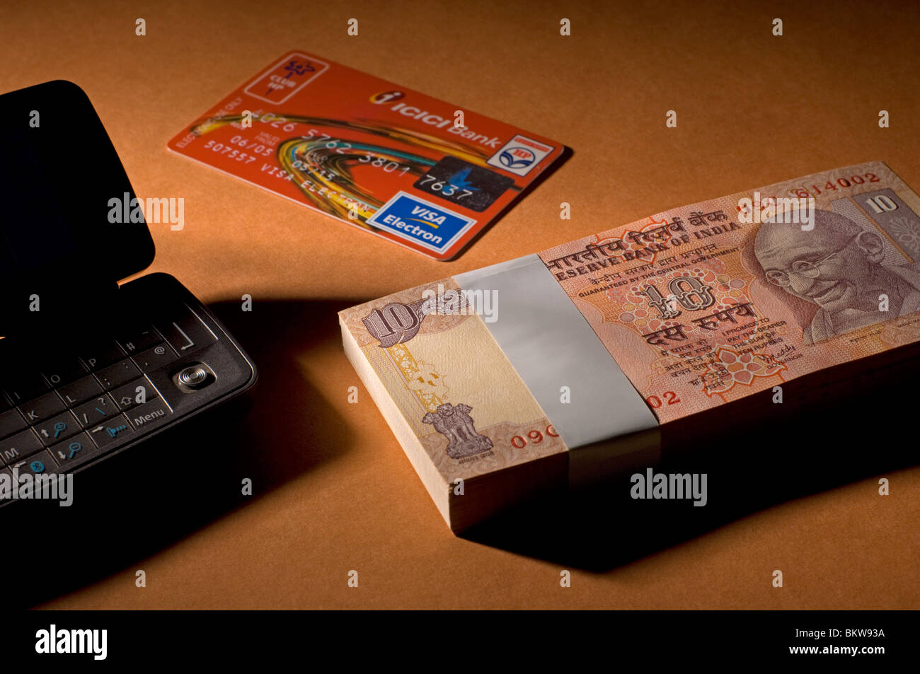 Bundle indian rupee banknotes hi-res stock photography and images - Alamy
