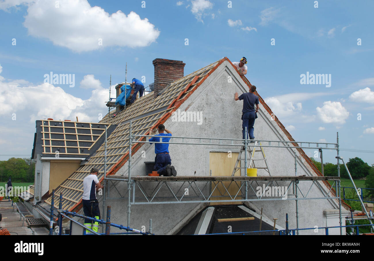 Switching roof hi-res stock photography and images - Alamy