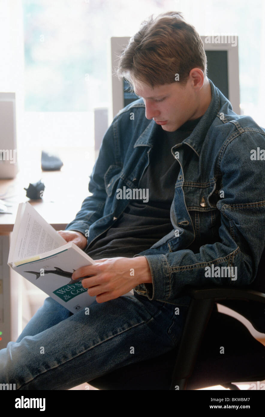 100 years of solitude book hi-res stock photography and images - Alamy