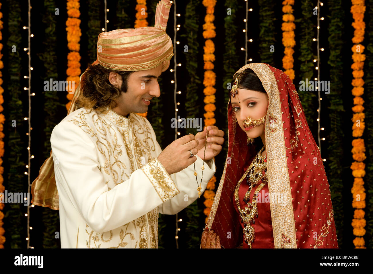 Indian ethnicity and bride and groom hi-res stock photography and ...