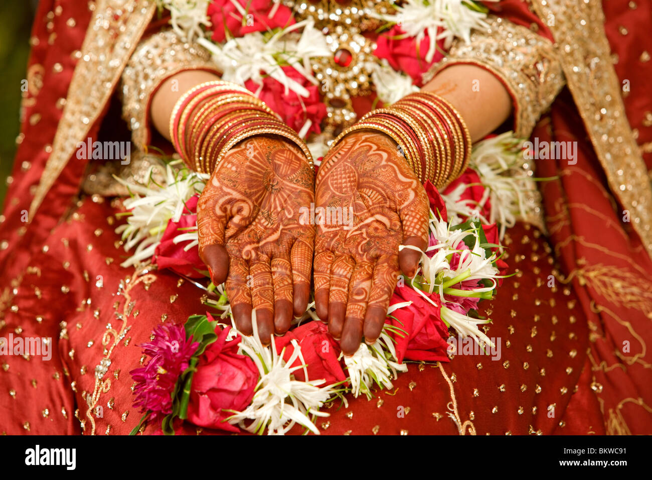 Henna tattoo indian wedding 60 photos - Astyledwedding.com