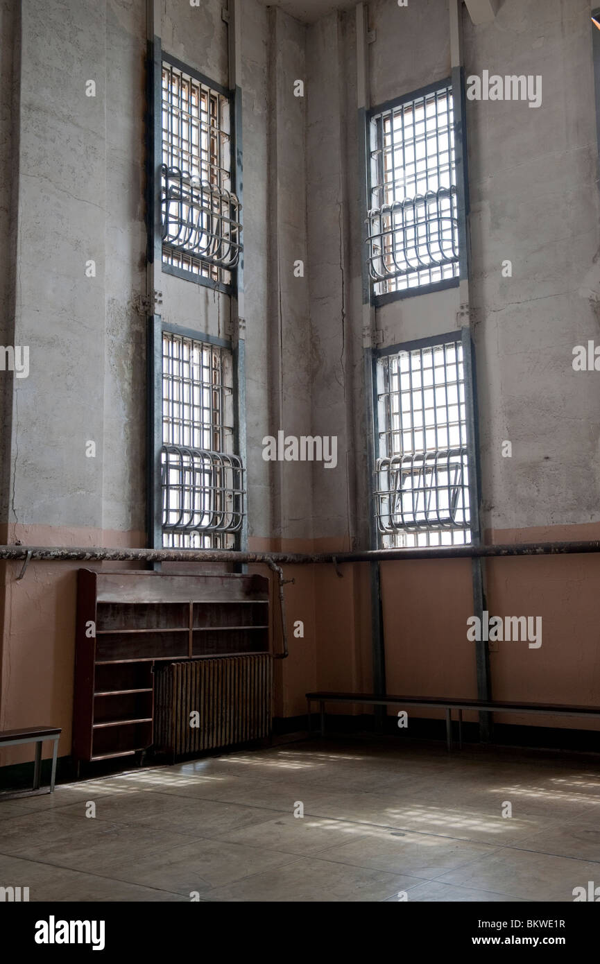 The Library in Alcatraz Island Prison or "The Rock", San Francisco Bay ...