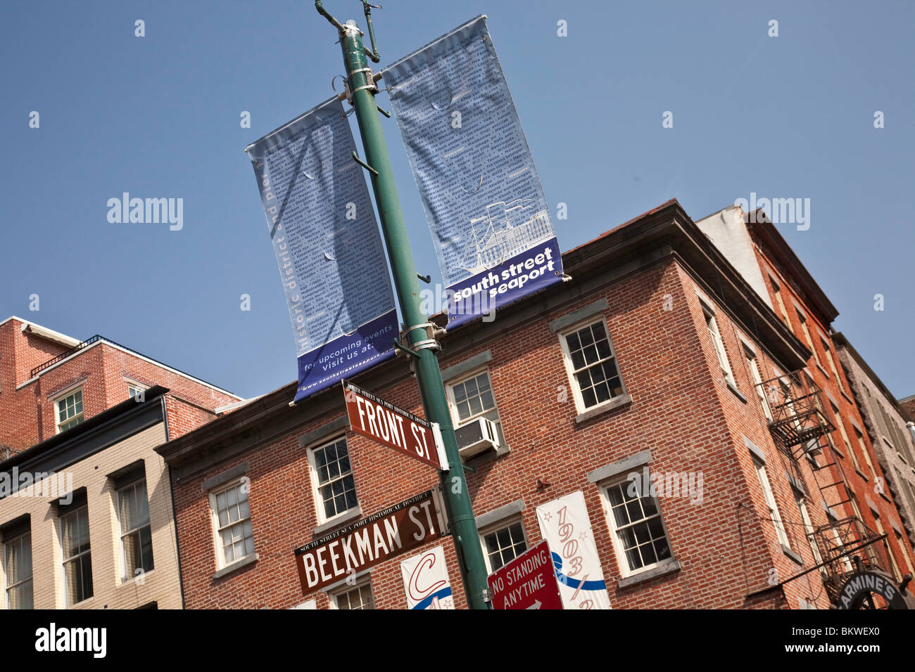 Seaport signage hi-res stock photography and images - Alamy