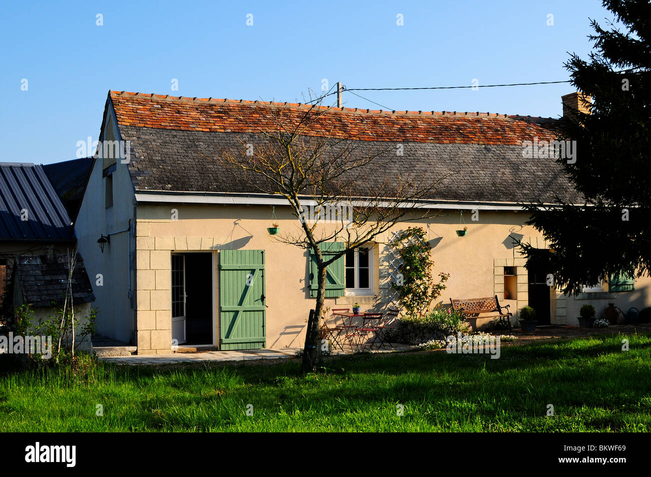 Traditional French gite / cottage, Loire Valley, France Stock Photo - Alamy