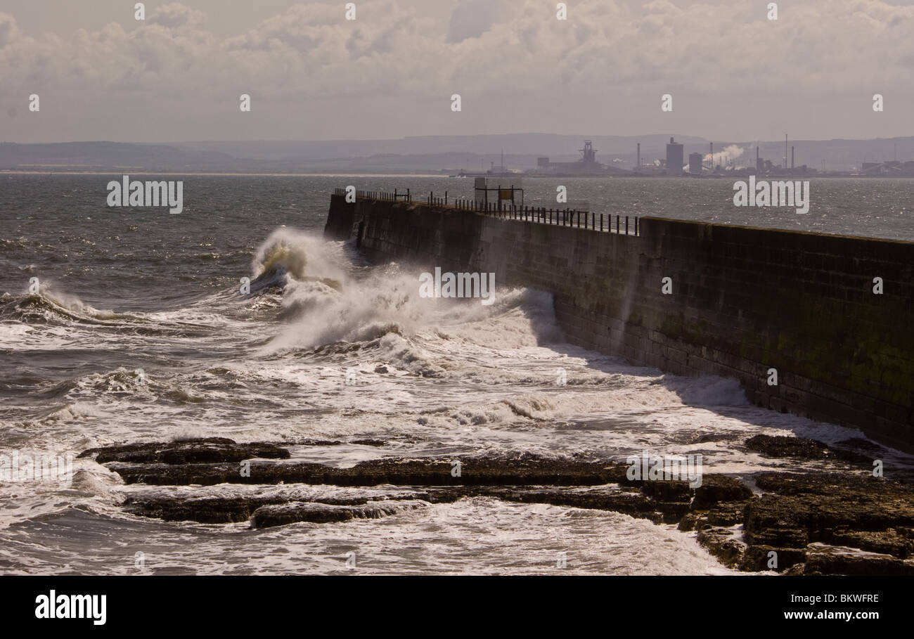 Hartlepool heugh breakwater pier hi-res stock photography and images ...