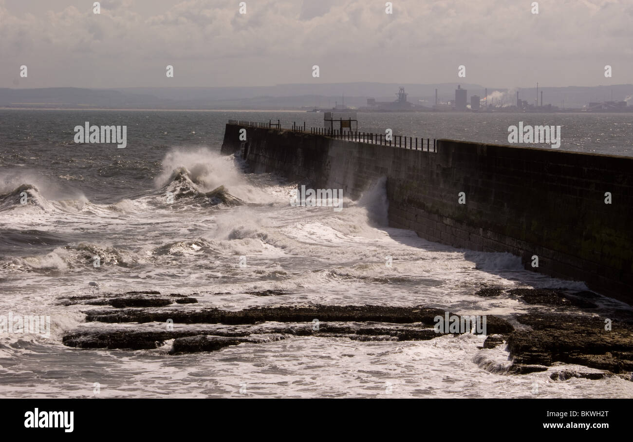 Hartlepool heugh breakwater pier hi-res stock photography and images ...