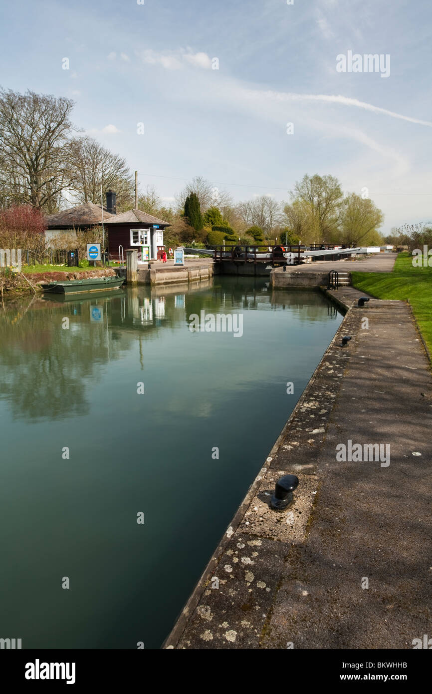 Radcot house hi-res stock photography and images - Alamy