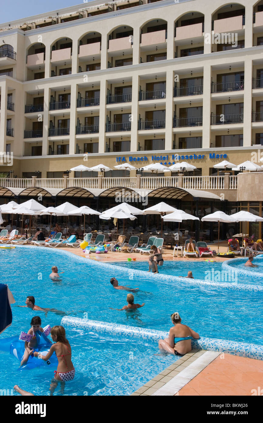 Outdoor pool from above, Sunny beach (Slunchev Bryag), modern ...