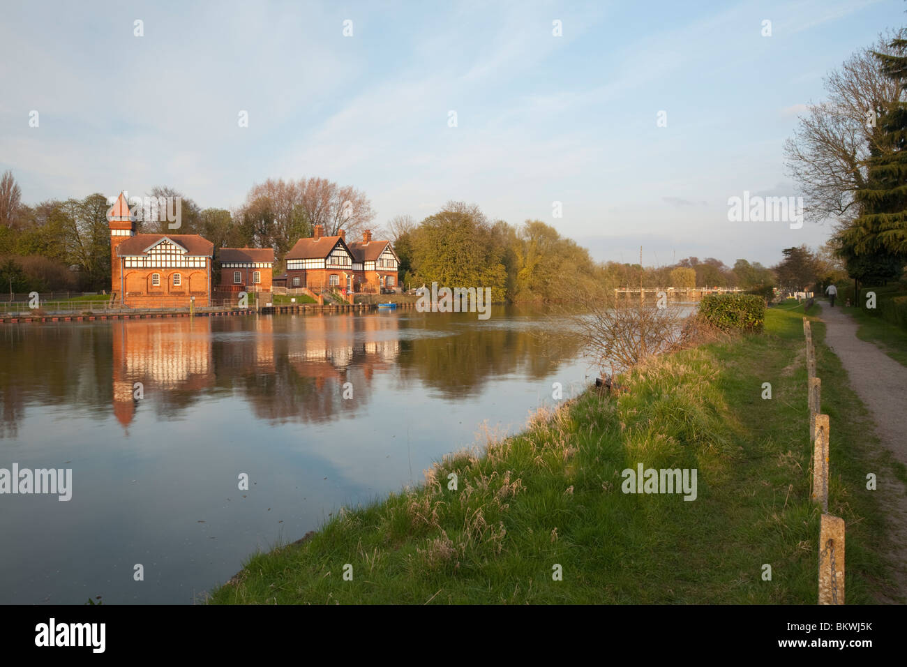 Looking along the Thames Path towards Bell Weir and Lock on the River ...