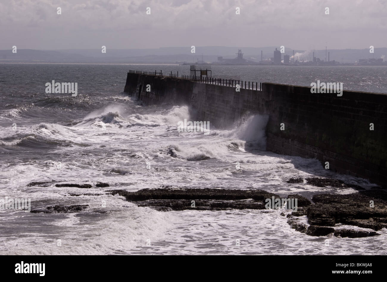 Hartlepool heugh breakwater pier hi-res stock photography and images ...