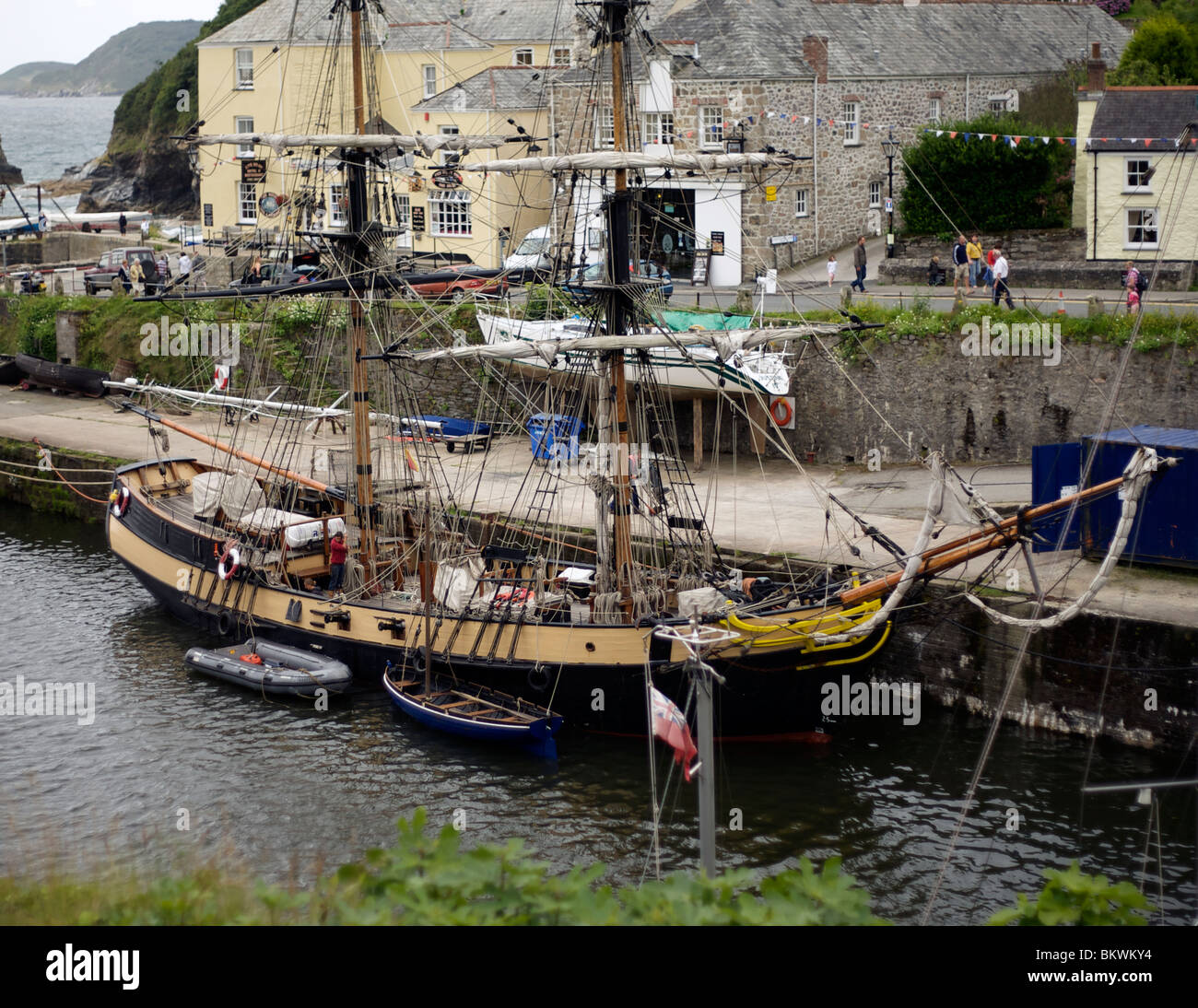 Ocean going sailing boat hi-res stock photography and images - Alamy