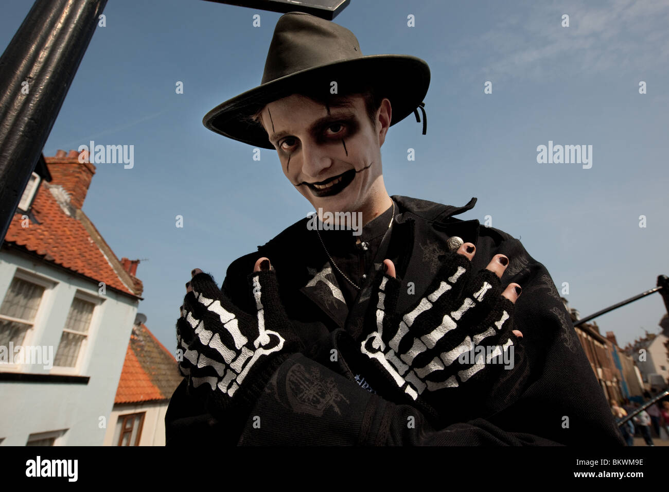 Whitby gothic weekend hi-res stock photography and images - Alamy