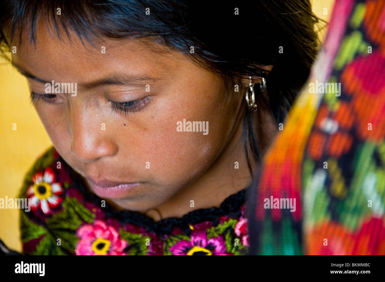 Mayan Child face Guatemala Stock Photo - Alamy