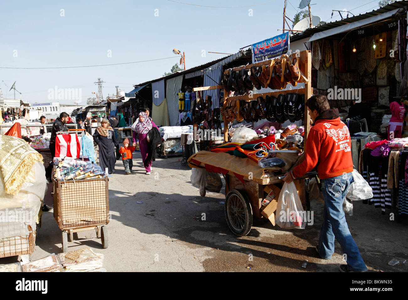 Damascus wares hi-res stock photography and images - Alamy