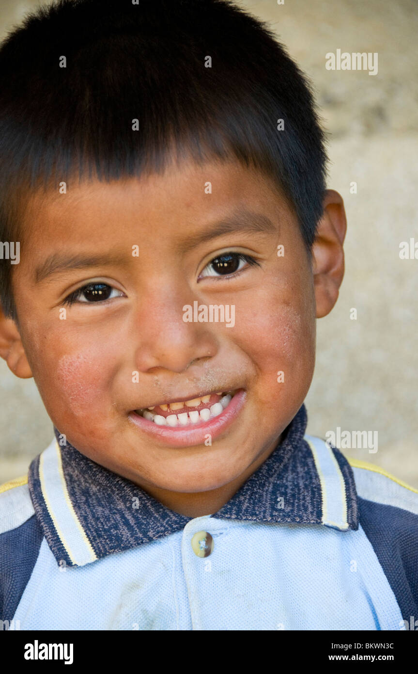 Guatemalan child Guatemala Stock Photo - Alamy