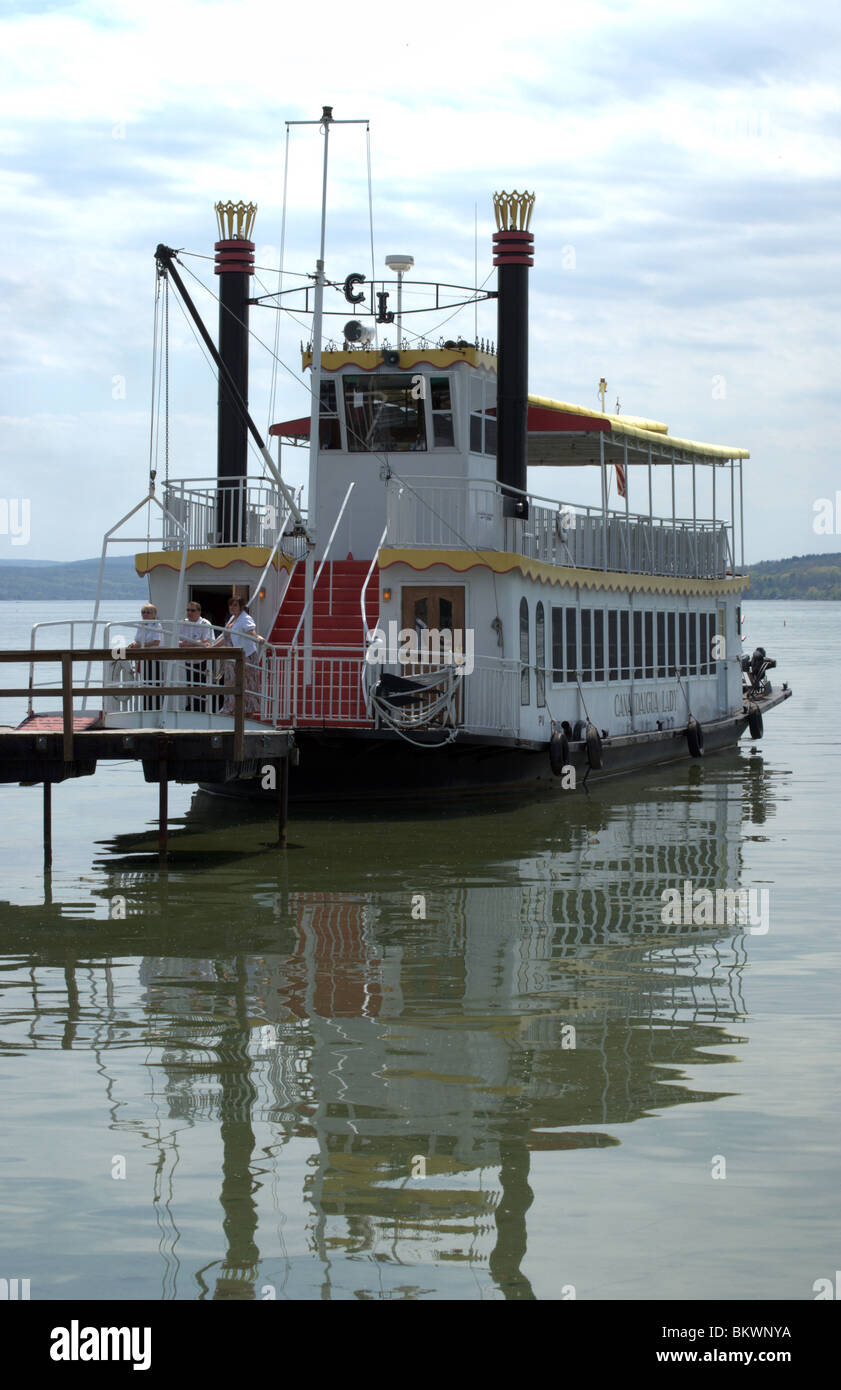 Finger lakes boat hi-res stock photography and images - Alamy