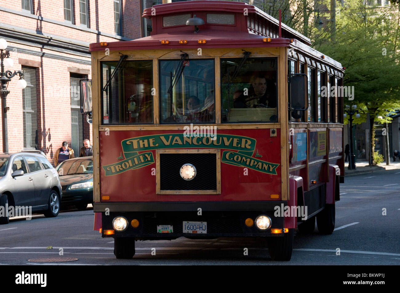 Vancouver canada bc sightseeing bus hi-res stock photography and images ...