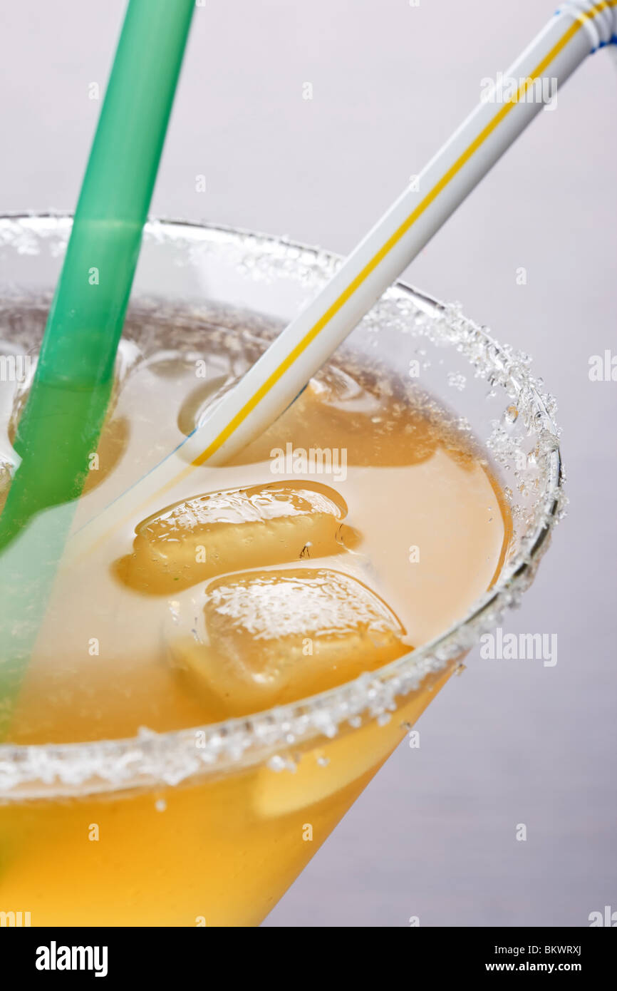 Fizzy drink straw hi-res stock photography and images - Alamy