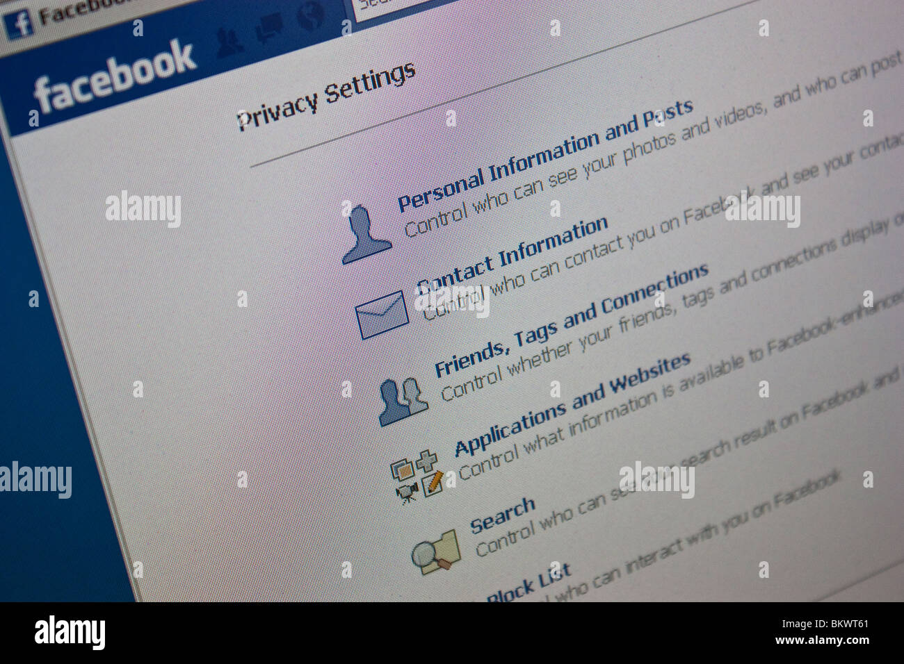 facebook privacy setting computer screen profile social networking ...