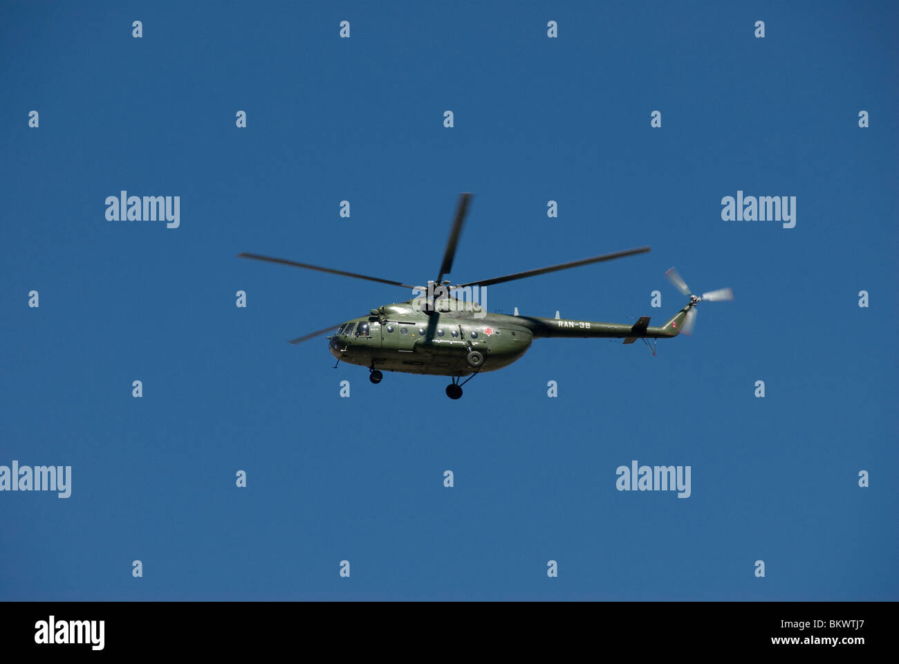 Military helicopter carrying Nepali Prime Minister, Muktinath ...