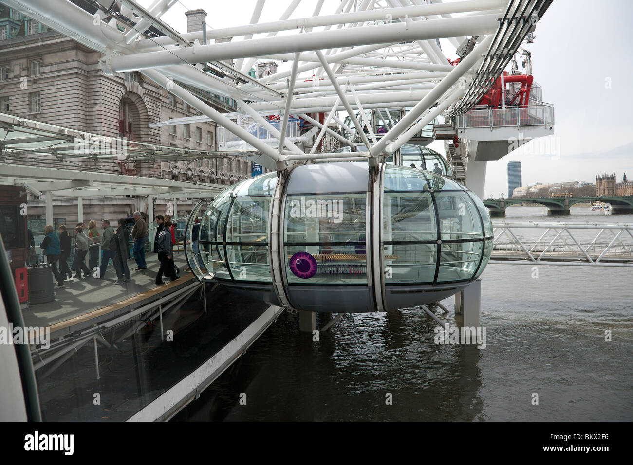 London Eye, entrance Stock Photo - Alamy