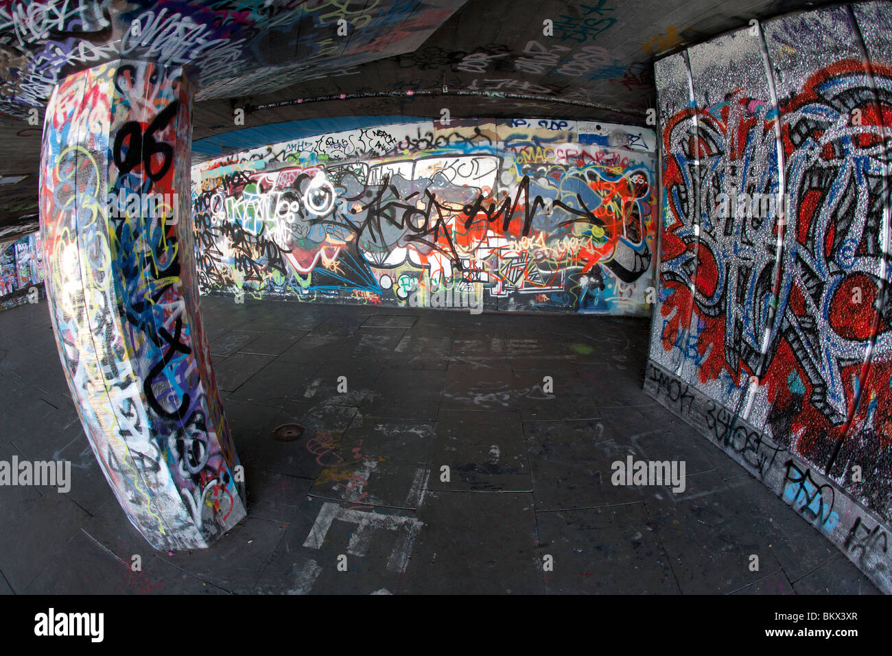 Legal graffiti wall london hi-res stock photography and images - Alamy
