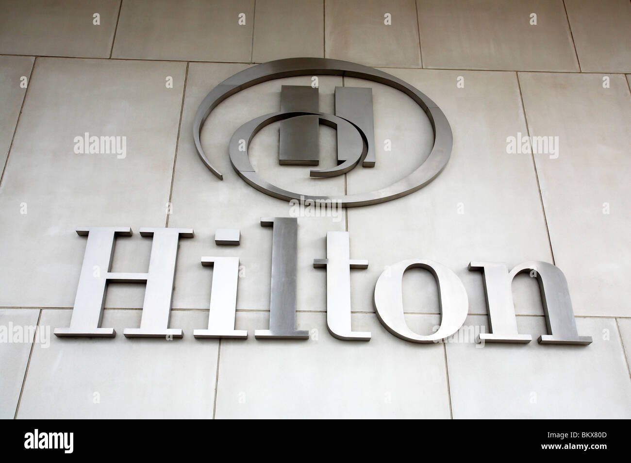 Hilton logo hi-res stock photography and images - Alamy