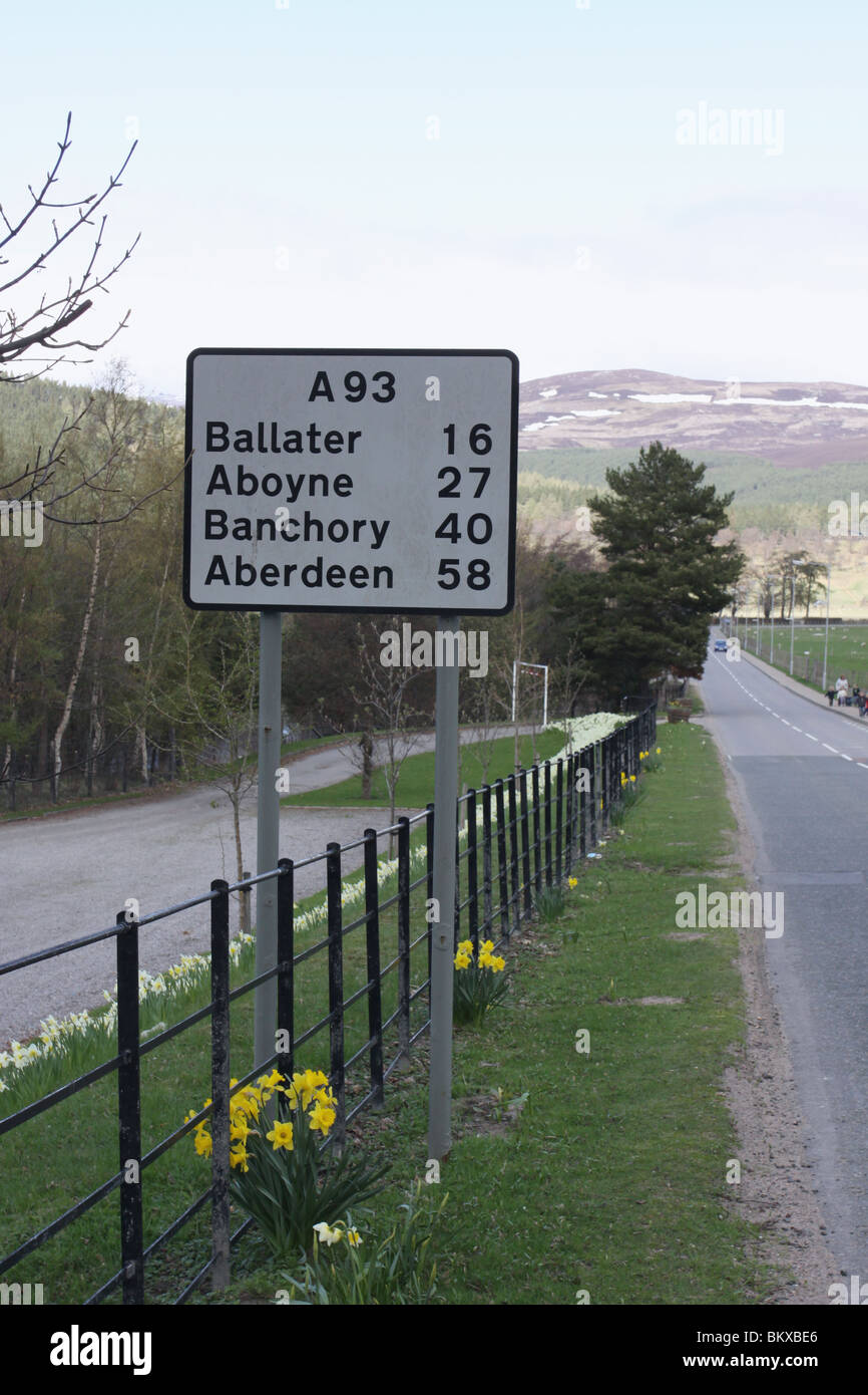 Aboyne road hi-res stock photography and images - Alamy