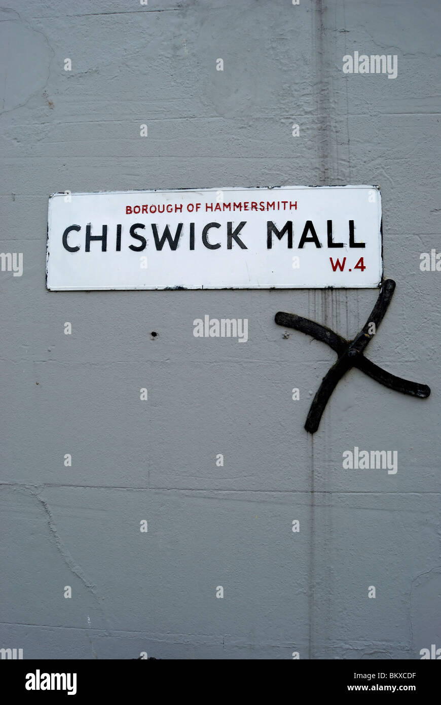 Chiswick mall sign hi-res stock photography and images - Alamy