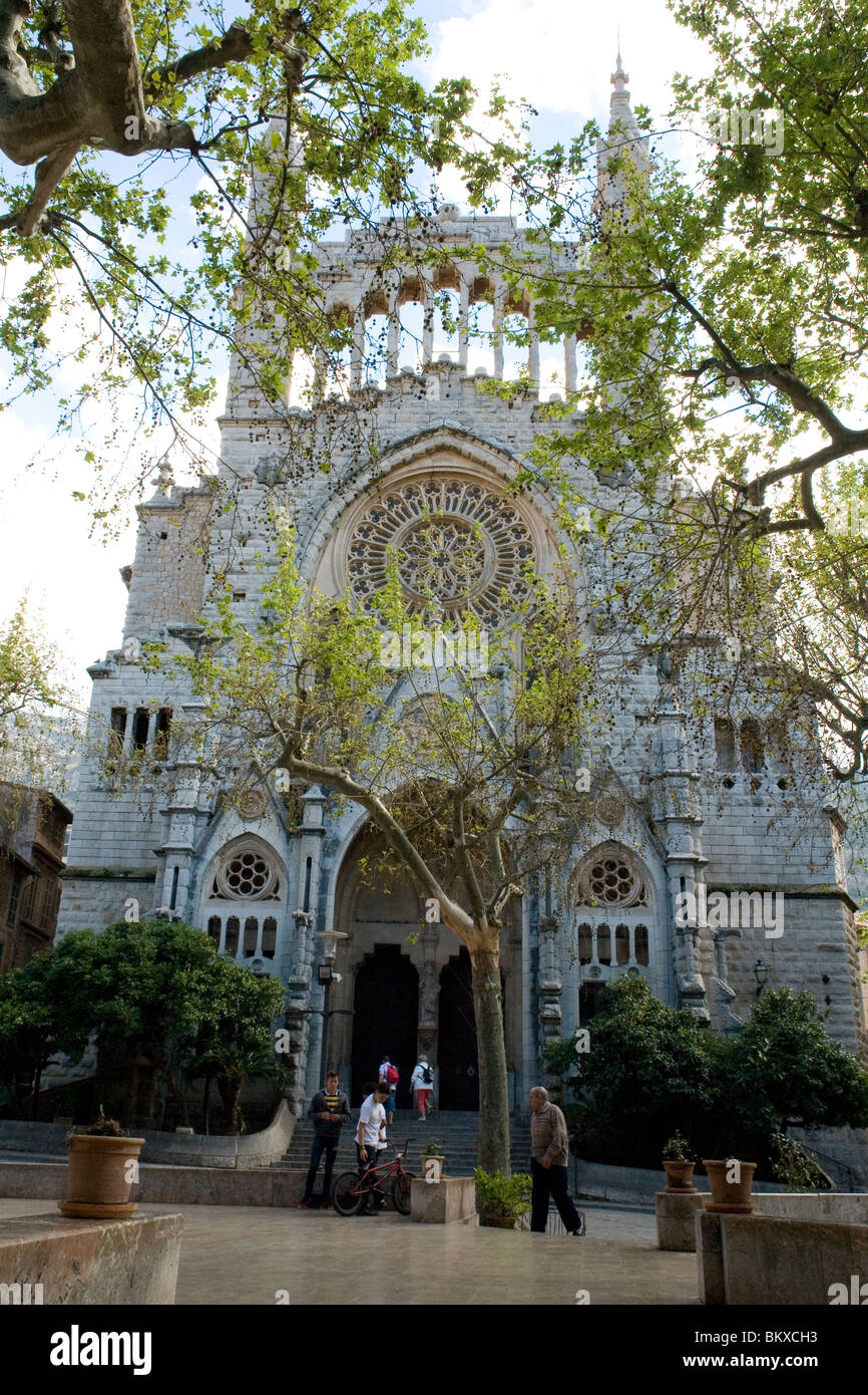 The spectacular Parish church of Sant Bartomeu, in Soller (Majorca ...