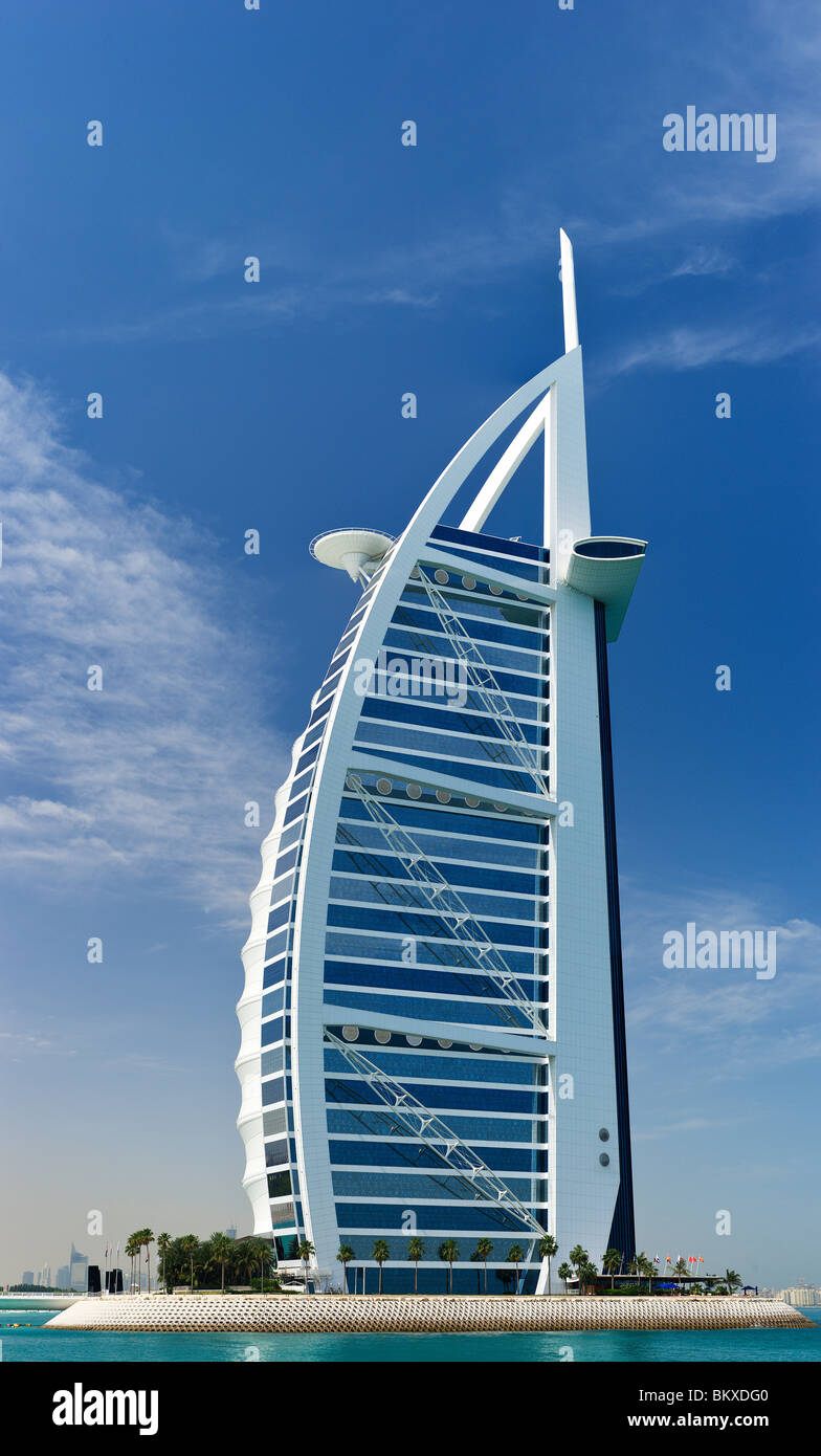 Sir norman foster design hi-res stock photography and images - Alamy