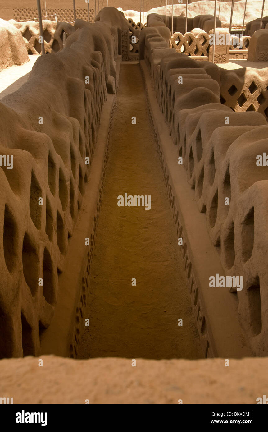 Chan chan, the ancient capital city of the Chimu empire, Peru Stock ...